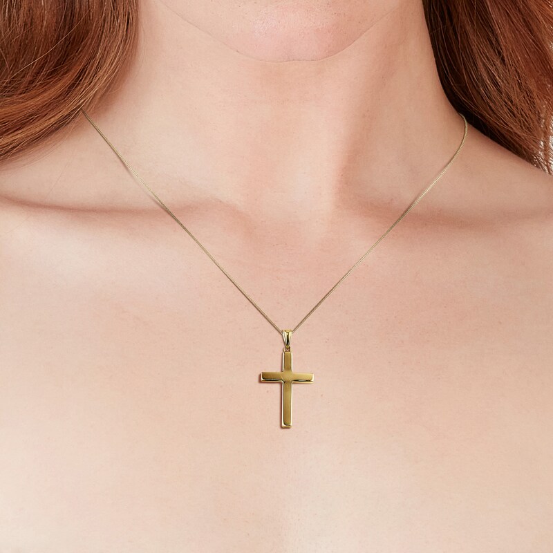 9ct Yellow Gold Cross Pendant | H.Samuel